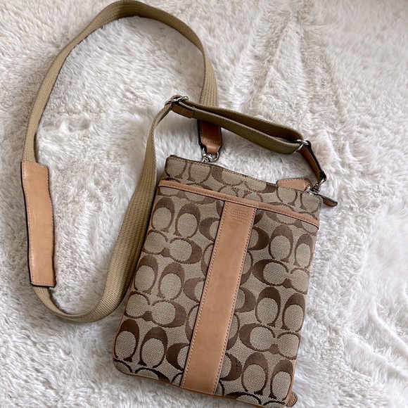Bags | Coach Vintage Swingpack Crossbody Khaki Brown Signature Jacquard ...